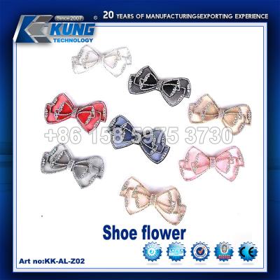 China Multicolor PVC Shoe Making Accessories Flower Shape Buckle Durable for sale