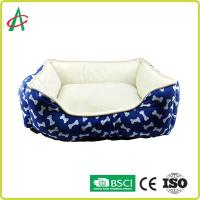 China Rectangle Fluffy Dog Blanket , CPSC Soft Pet Bed With Anti Slip Bottom for sale
