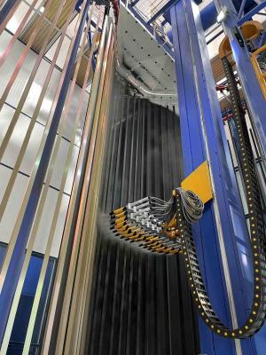 Chine Ligne de revêtement de poudre de pulvérisation électro-statique verticale à tension personnalisée de profilés en aluminium à vendre