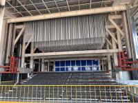 China Vertical Anodizing Production Line 3000 Ton Capacity Aluminum Profile Multiple Processing Tanks for sale