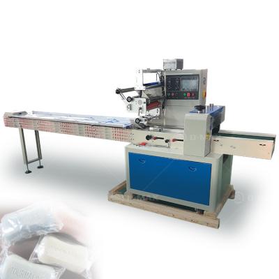 China Easy Operation Pillow Type Packaging Machine for Bread Chocolate Candy Lolly Popsicle for sale