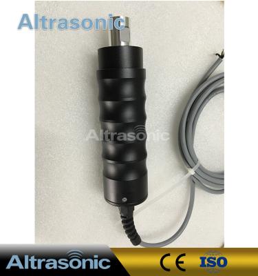 China Titanium / Aluminium Alloy 28Khz Ultrasonic Riveting Welding Machine For Fabric / Plastic Bonding for sale