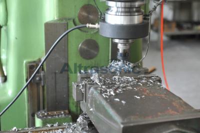 China 20KHz Ultrasonic Milling Machine Ultrasonic Assisted Machining For Drilling for sale