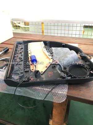 China Digital Portable 30Khz Ultrasonic Spot Welding Machine , Door Body Panel Riveting Welder for sale