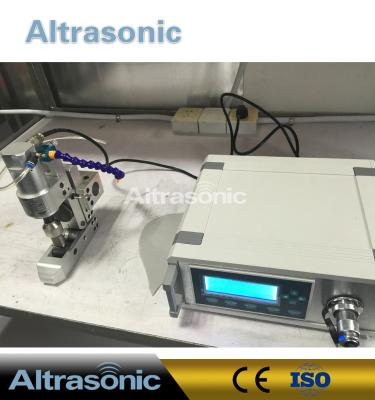 中国 デジタル発電機が付いているポリエステル ナイロン材料のための移動式超音波シーラーそしてカッター 販売のため