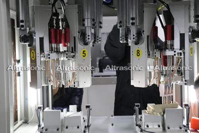 Cina Saldatura a punti ultrasonica portatile per 35Khz multi Horn di rivettamento dei ricambi auto in vendita