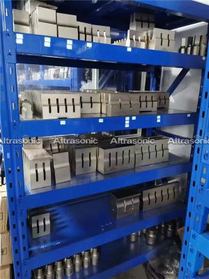 China Various Size Ultrasonic Horn For Face Mask Disposable Surgical Machine for sale