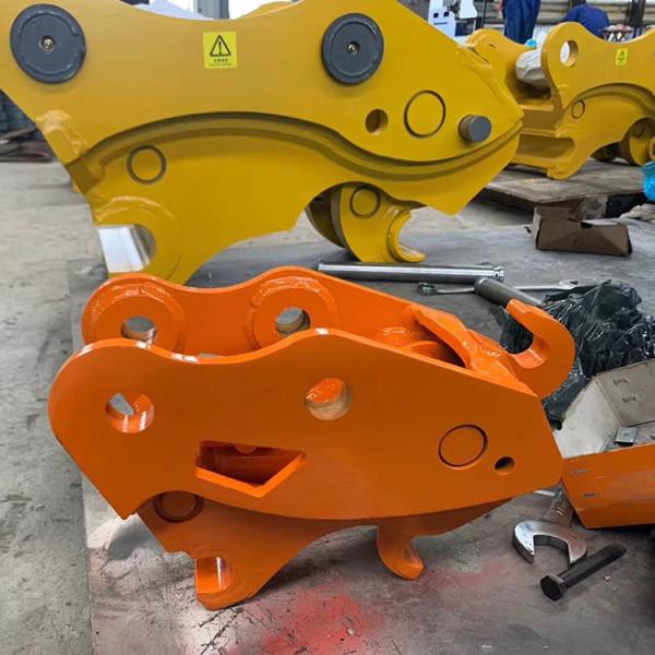 Quality Mini Excavator Attachments Hydraulic Excavator Quick Coupler With Closed Hook for sale