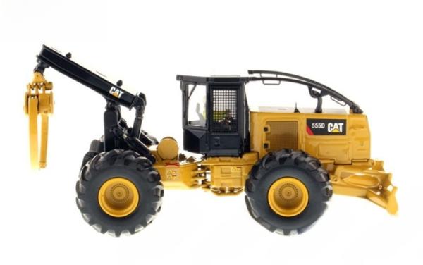 Quality DM 555D Wheel Skidder 1:50 Scale Diecast Logging Machine Model 85932 Collectible Toy for sale
