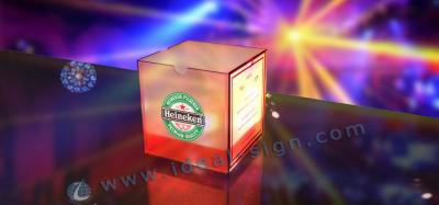 Cina Supporto del menu della Tabella del cubo con i segni dell'esposizione di LED del LOGO stampato seta in vendita