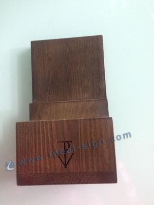 Cina Supporti di legno del menu del MDF della scatola dei supporti del menu della Tabella dell'OEM per i ristoranti in vendita