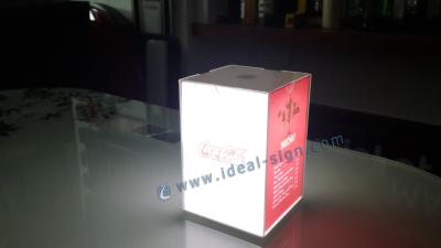 Cina Supporto del supporto del menu di Antivari con il titolare della carta principale del ripiano del tavolo di forma della tenda/cubo della Tabella in vendita