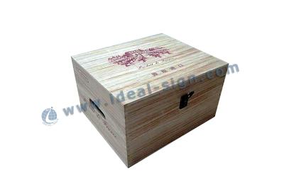 Cina Pino di legno ambientale durevole dei contenitori di regalo del vino con la dimensione di 35x30x20cm in vendita