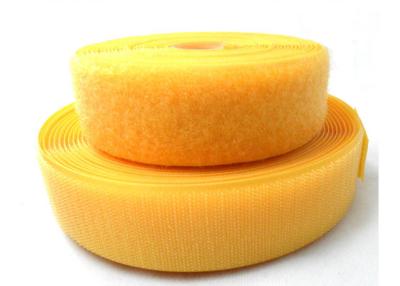 Cina Materiale a risvolto adesivo termoresistente del nylon del poliestere del nastro del ciclo e del gancio in vendita