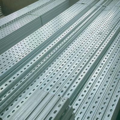 Cina Immersione calda Unistrut del puntone di Manica dell'OEM SS316 C la doppia ha galvanizzato in vendita