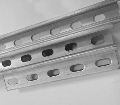 Cina Acciaio galvanizzato coniato a freddo di Manica standard del puntone C in materiali da costruzione del metallo in vendita