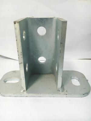 China Electro Galvanized Stainless Steel Strut Fittings Square Post Base Plate Fittings for sale
