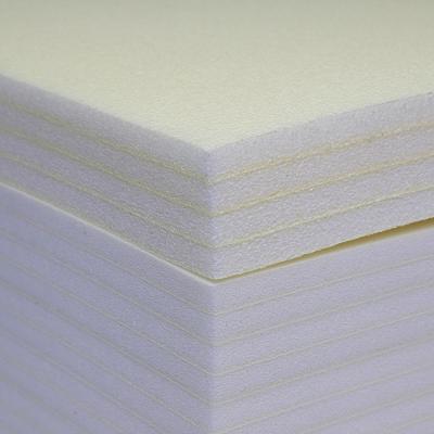 中国 20mm ポリエチレン 泡シート ショック吸収 Xpe クッション用 閉細胞泡 販売のため