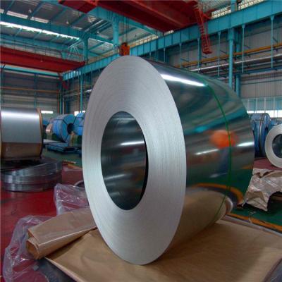 Cina Bobina d'acciaio galvanizzata lustrino regolare G60 immerso caldo Q195 600mm in vendita