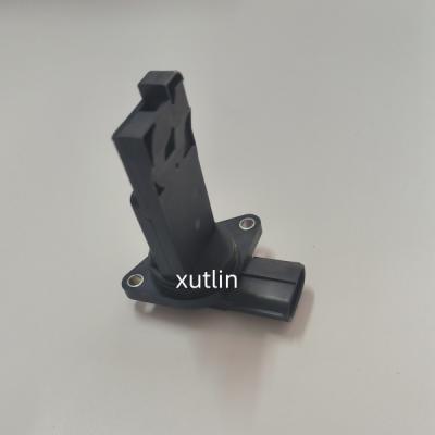 중국 MAZDA OEM PE01-13-215용 엔진 연료 필터 예비 부품 판매용