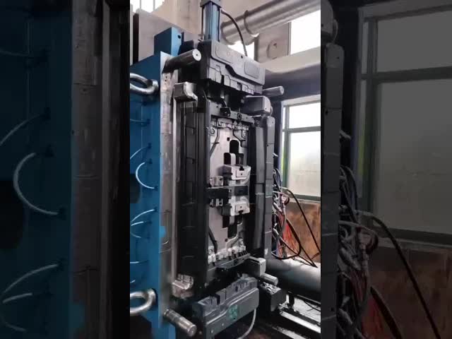 고품질 레인저 예비 부품 라디에이터 프레임 포드 레인저 2022년 4WD 레인저