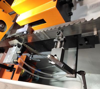 Cina 500 KG Peso Legno lavorazione legno legno carburo legno banda segno telaio segno tagliatore per legno segno lama in vendita