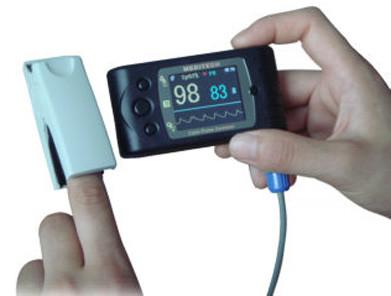 China Meditech Fos2 Handheld Pulse Oximeter with Color Monitor for sale