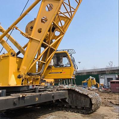 China Heavy-Duty Hydraulic Crawler Crane with Maximum Lifting Capacity 300 Tons Tower Jib Length 24-84 M and Boom Luffing Angle -88° for sale