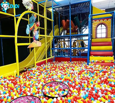 China Custom Design High Quality Amusement Play Game Center Inside Area for sale