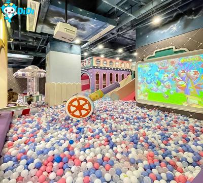 China Grand terrain de jeux pour enfants en intérieur Labyrinthe de jeux doux Château coquin for sale