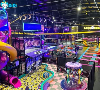 China Des labyrinthes de jeux intérieurs commerciaux for sale