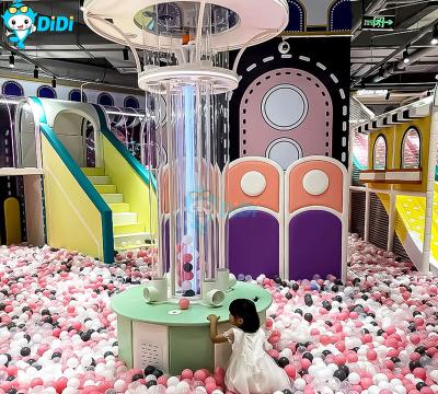 China Labyrinthes Trampoline intérieur équipement de jeu doux Labyrinthe de balle Pit Enfants terrain de jeu coquin for sale