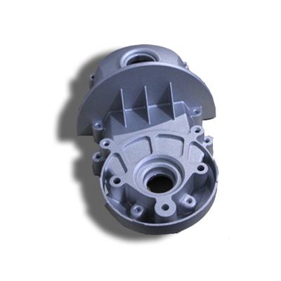 Cina Parti di macinazione automatiche su misura di CNC che girano il deflettore del cilindro del motore in vendita