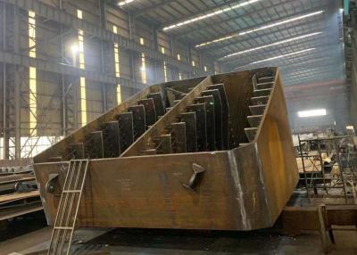 中国 石油化学鉄骨構造13Mの高圧の溶接物の製作 販売のため