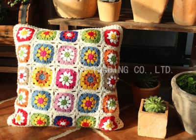 Cina Le coperture floreali del cuscino di sede di automobile del quadrato del modello lavorano all'uncinetto multicolore lavorano all'uncinetto il cuscino del cerchio in vendita