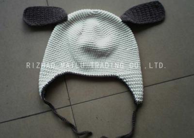 Cina Il bianco lavora all'uncinetto il cappello dell'inverno con Brown Earflap ed il nastro/lavora all'uncinetto i cappelli del Beanie in vendita