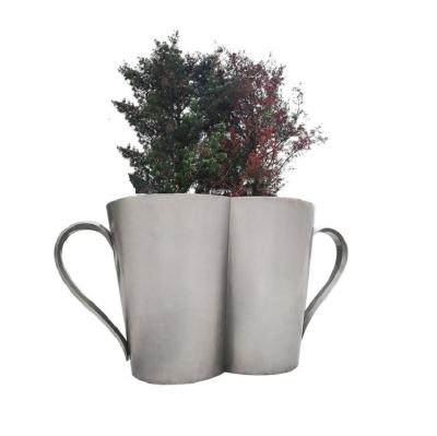 China Powder Coated Galvanized Iron Matte Planter Flower Pot for sale