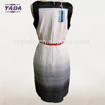 Cina Donne stampano il nuovo design casual libera una linea abbigliamento femminile vestito sexy in vendita