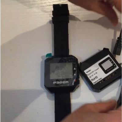 China Wireless calling system for shopping center with service call bell button and wrist watch pager for sale