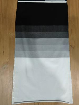 Cina Comodo e alla moda e resistente e amichevole per la pelle tessuto a maglia a righe per abbigliamento casual in vendita