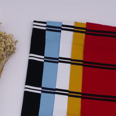 Cina Tessuto a maglia a righe per polo in vendita