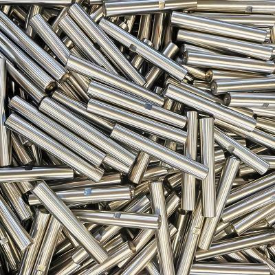 Cina Parti di autocarri Pin di supporto della pastiglia del freno della trasmissione dell'automobile Parti di autocarri Trasferimento dell'asse Idler 30x122mm 1-47131039-0 1471310390 36225-60050 3501051-A0S in vendita