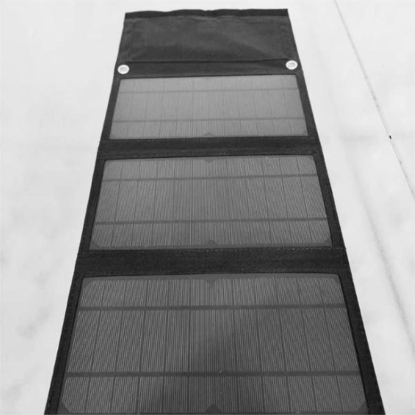 Quality Lightweight 18V 21W Foldable Solar Panel Charger For Mobile Device Charging for sale