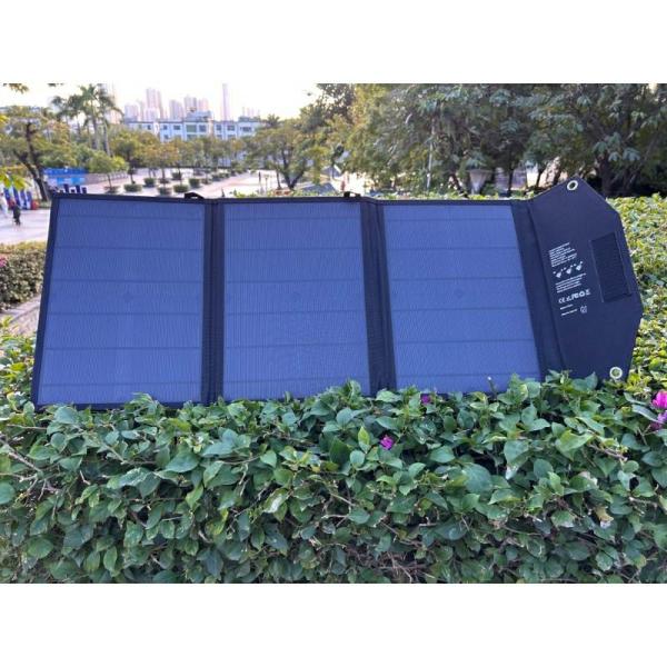 Quality Portable and Lightweight Solar Folding Bag with 2 Usb Ports 2.35 Kgs Folded for sale