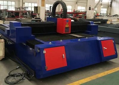Cina tagliatrice d'acciaio di CNC del carbonio 500W, attrezzatura per il taglio di metalli del laser di 1500X3000mm in vendita