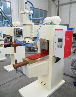 China C.C. pneumática 300-800kg 50Hz 60HZ do inversor da máquina de soldadura da resistência do ponto à venda