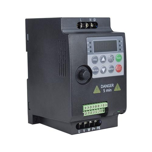 Quality 0.4KW 0.7KW 1.5KW 2.2KW Mini VFD Variable Frequency Drive 220V 380V for Water Pump for sale