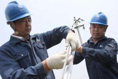 Cina Zinchi il filo rivestito 3 ASTM a 8 pollici del cavo del filo di acciaio una classe di 475 EHS un rivestimento in vendita