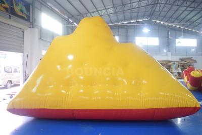 China Iceberg de flutuação da água do parque da água para escalar e deslizar à venda