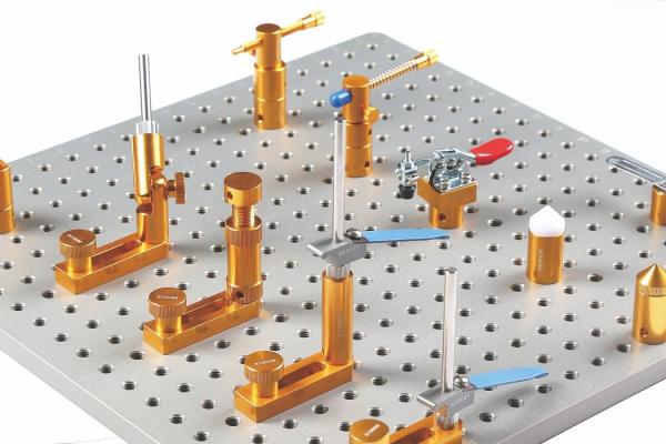 金色CMMの据え付け品のキット